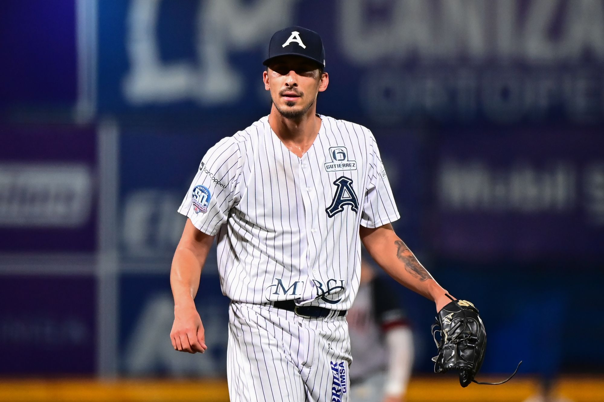 MEL ROJAS EXPLOTÓ 2 VECES Y OAXACA EMPATÓ LA SERIE.