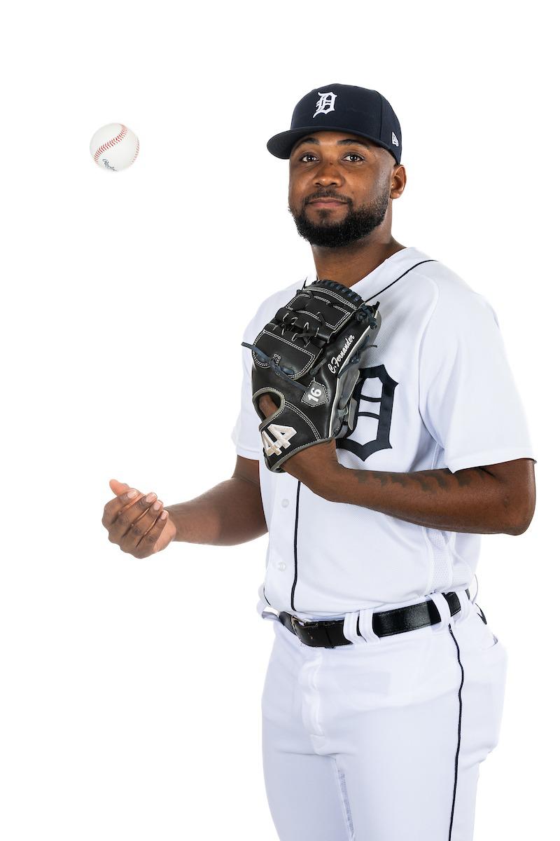 CHAVEZ FERNANDER LLEGA A LA ROTACIÓN ACERERA.