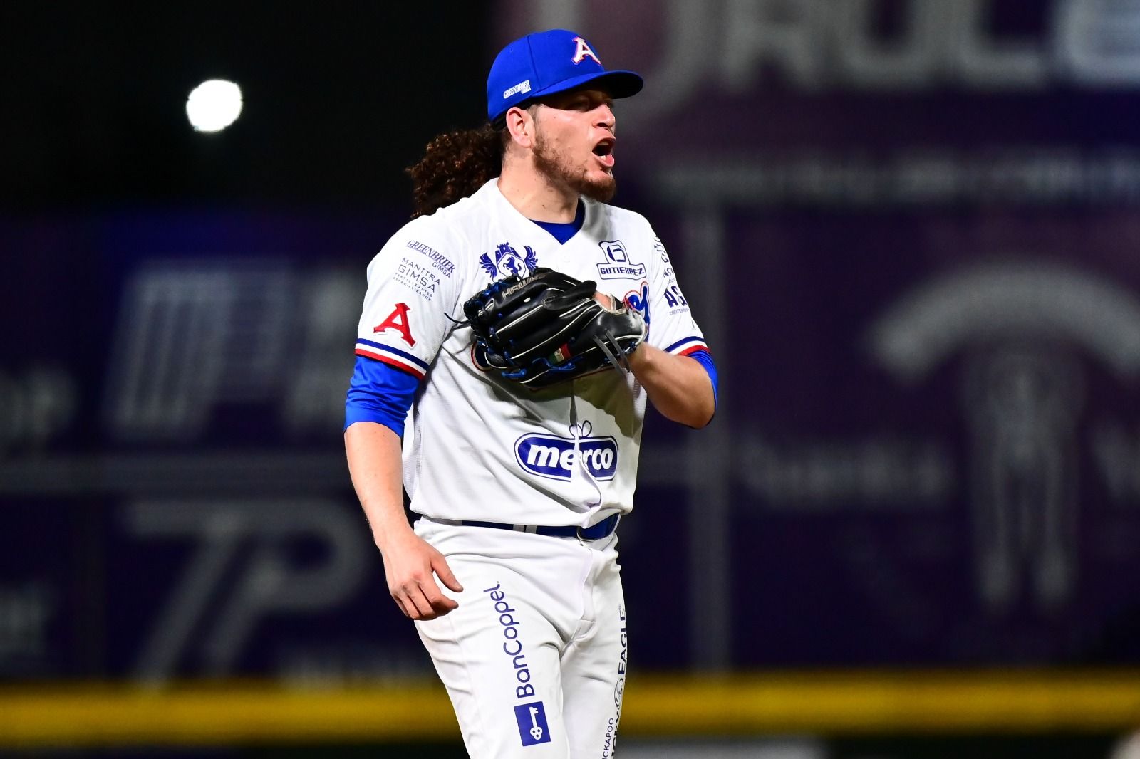 NOCHE REDONDA EN JUEGO INAGURAL EN MONCLOVA.