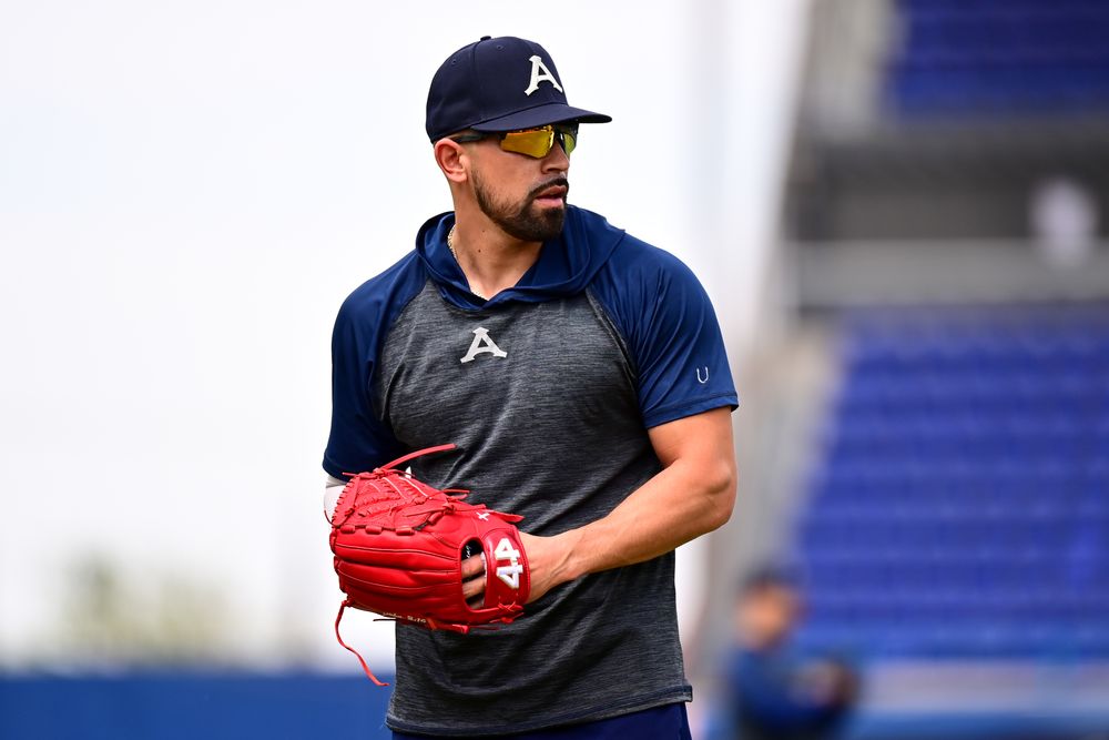 JOE RILEY YA ENTRENA CON EL ACERO